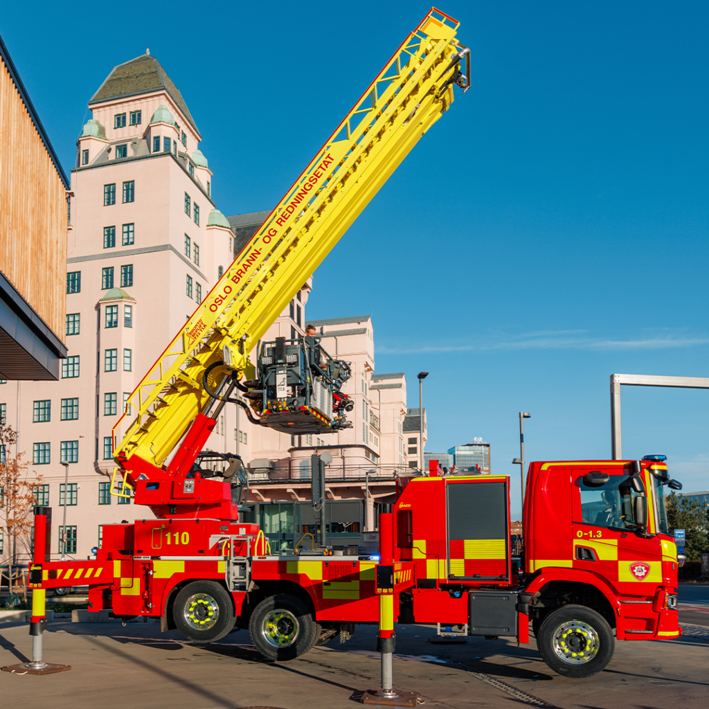 First new-generation Bronto F32TLK aerial platform for Oslo Fire ...