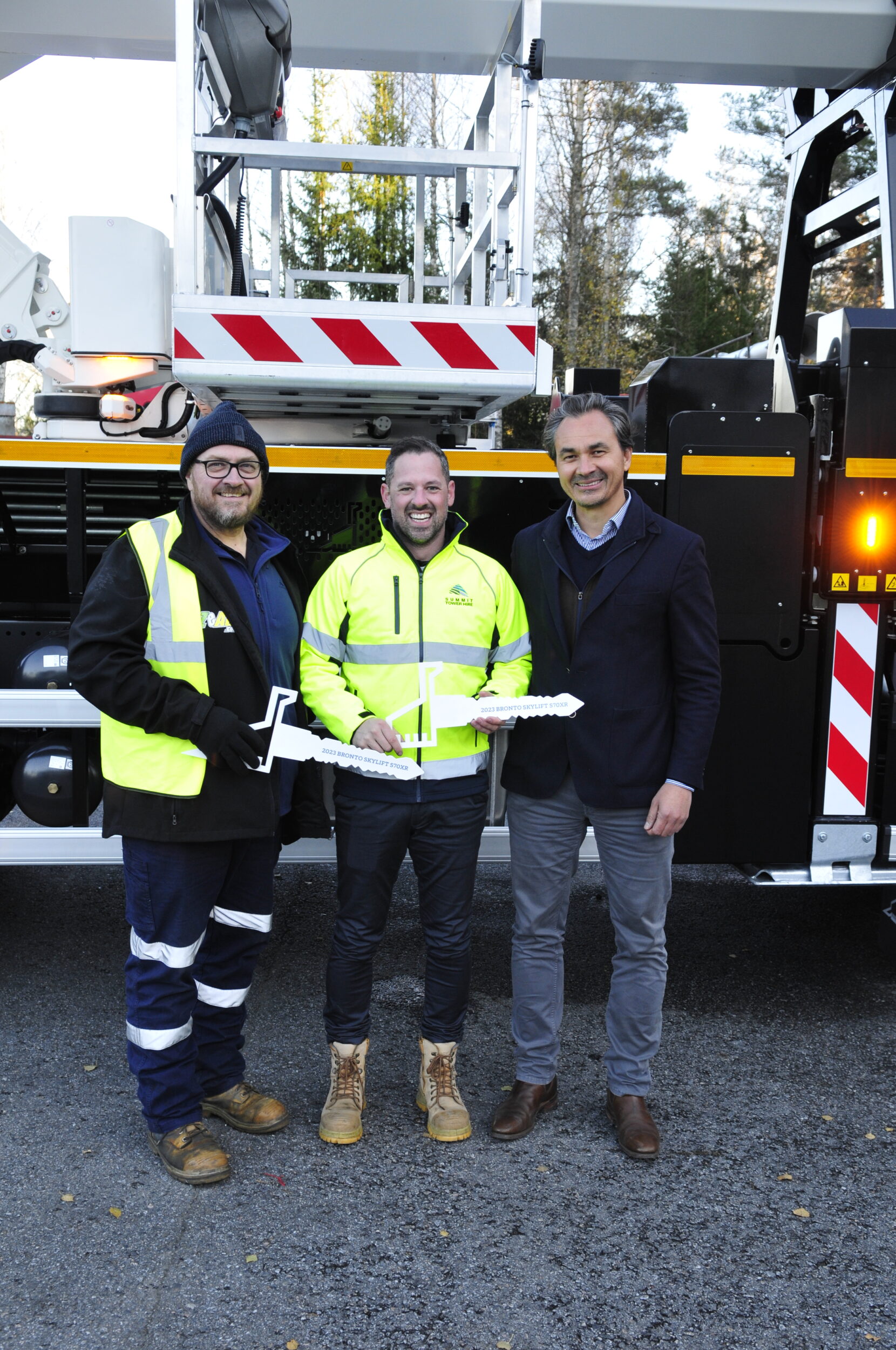 Summit Tower Hire expands their fleet with two Bronto aerial platforms ...