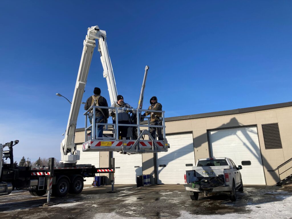 Central Power Electric takes delivery of a 125-feet aerial platform ...