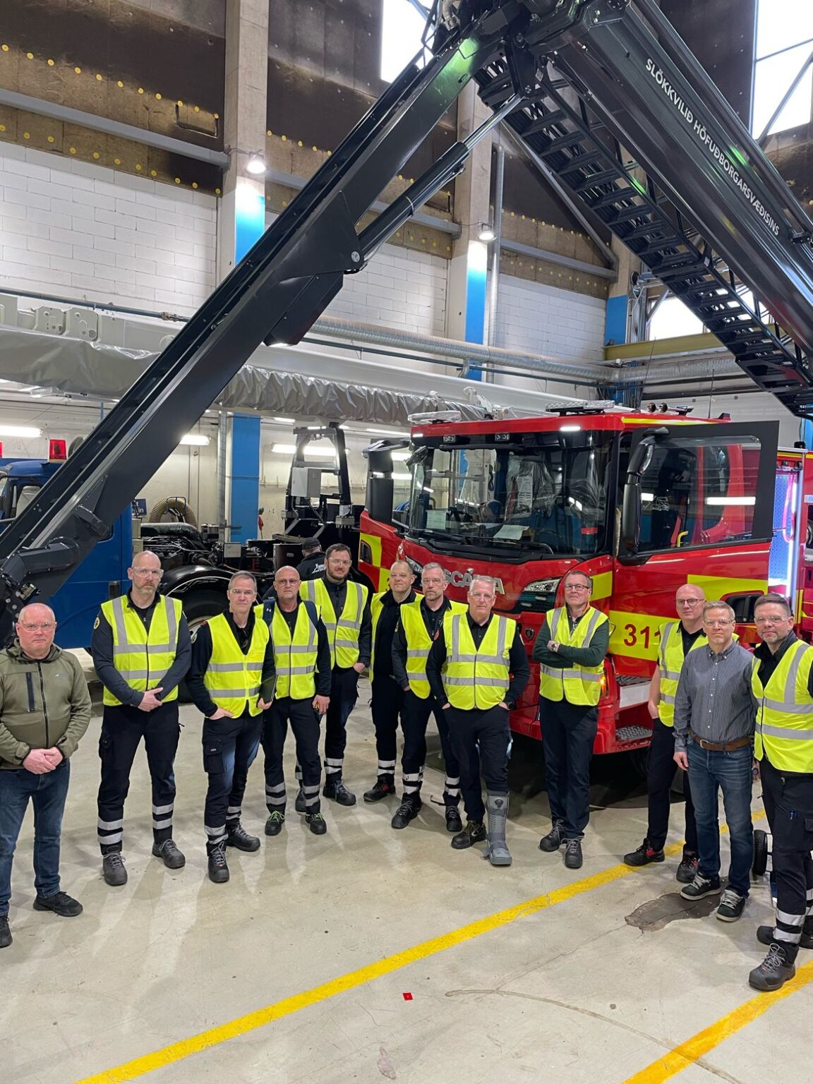 Reykjavik secures two fire-and-rescue Brontos for Iceland | Bronto Skylift